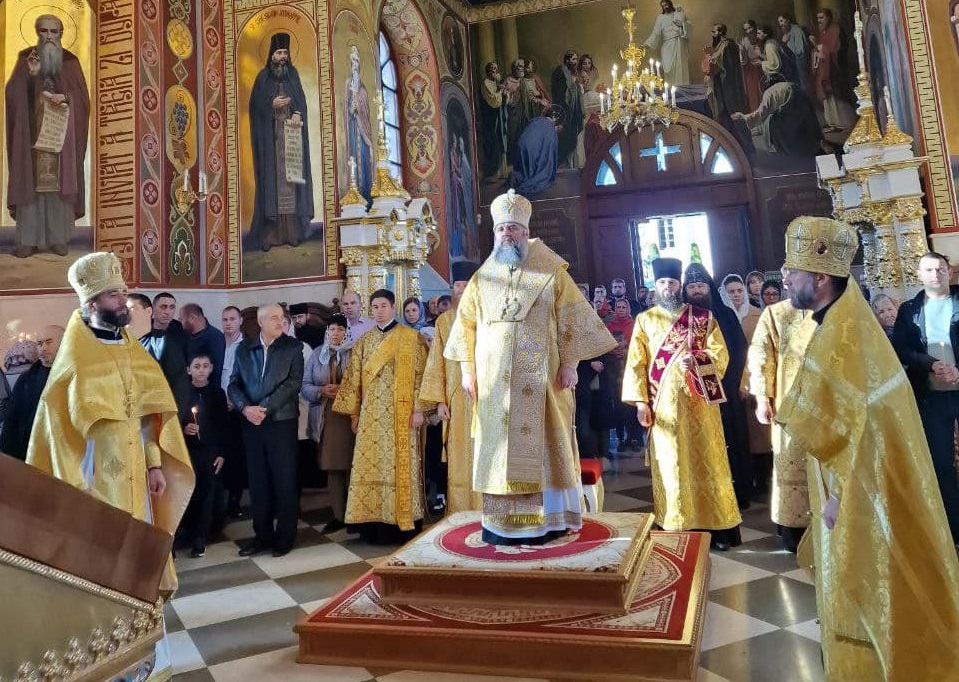 PS Siluan, Episcopul Orheiului, a liturghisit în Duminica a XXI-a după ...